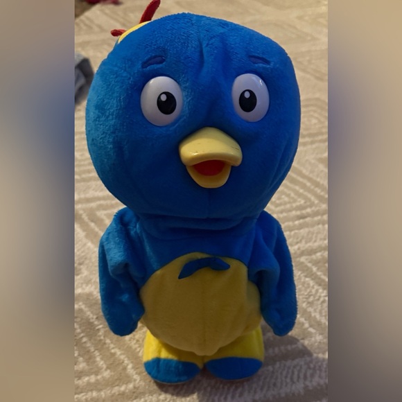 Fisher-Price | Toys | Backyardigans Sing Spin Pablo Fisher Price ...